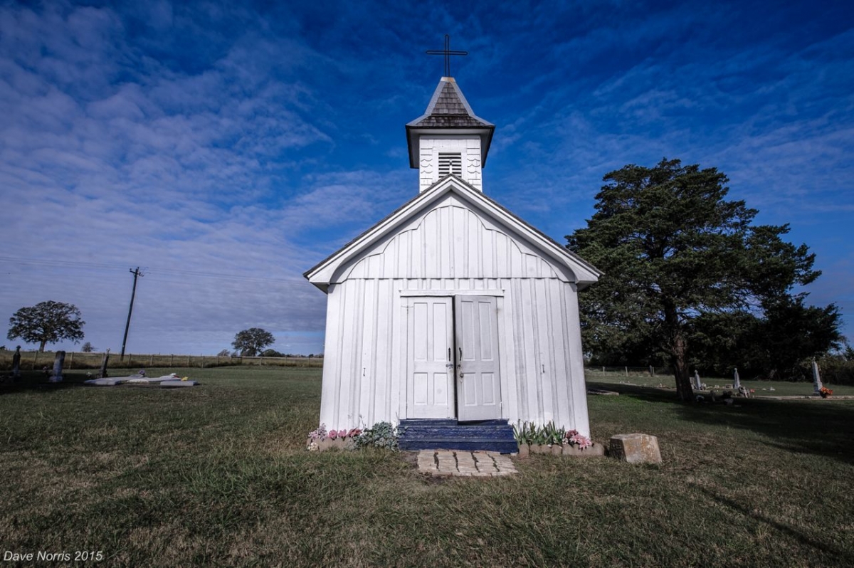 FOCUS ON THE BACKROADS: THE SMALLEST CATHOLIC CHURCH IN THE WORLD – ST ...